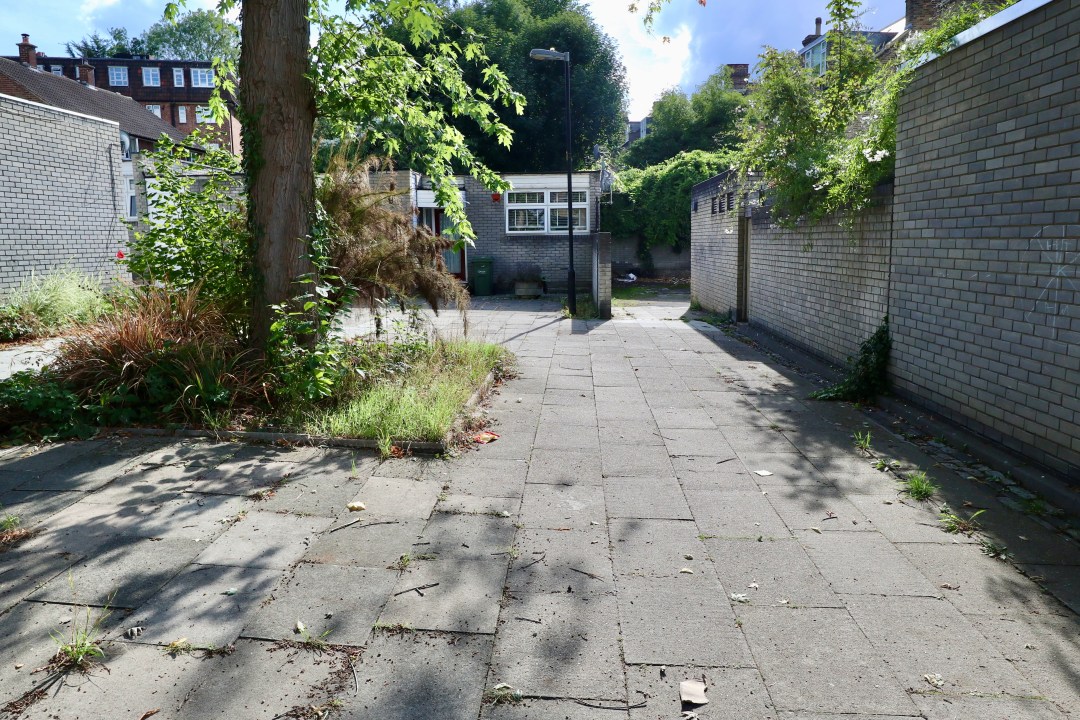 Modernist Pilgrimage | Page 2