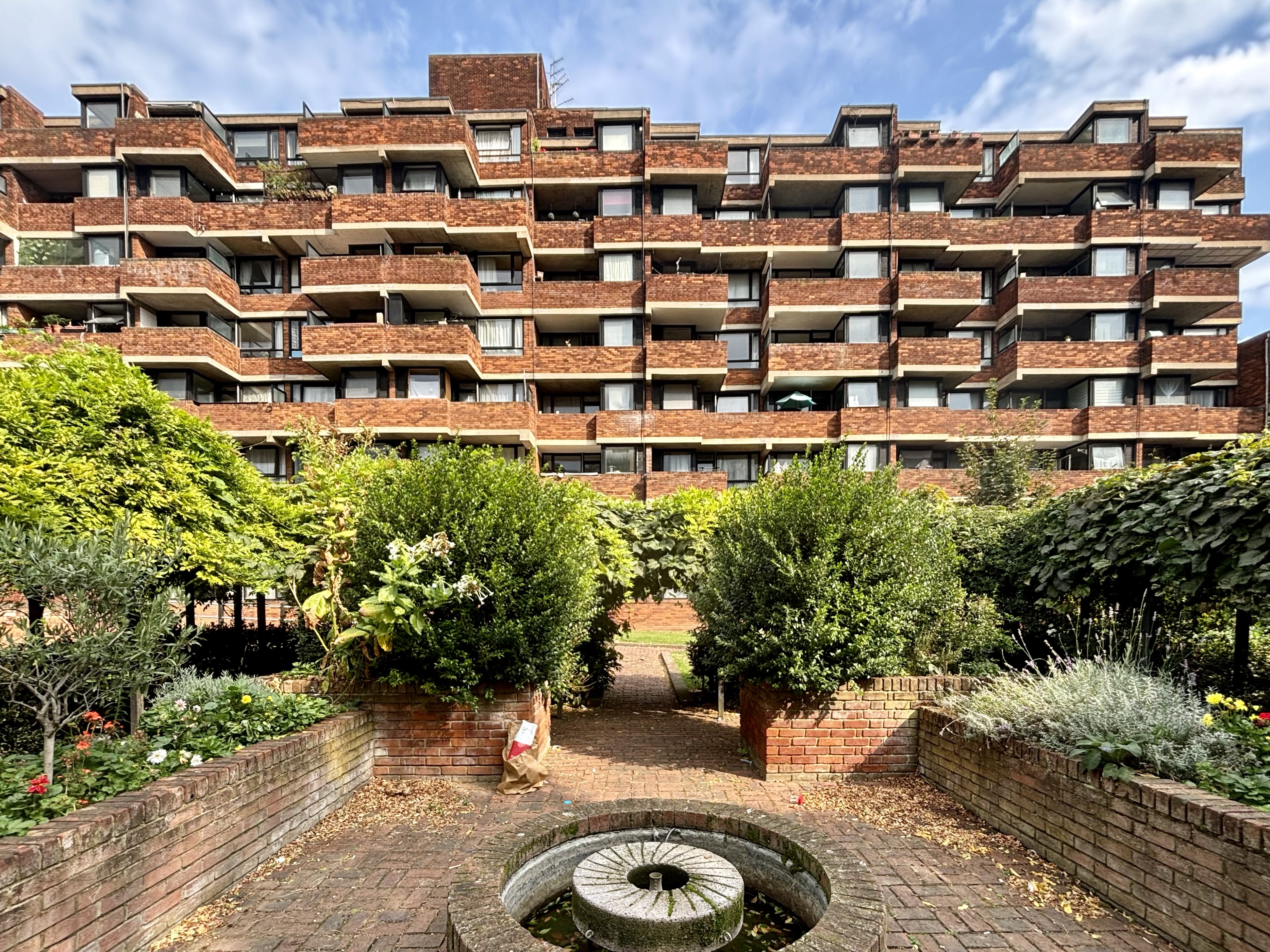 Lillington Gardens, London SW1V | Modernist Pilgrimage